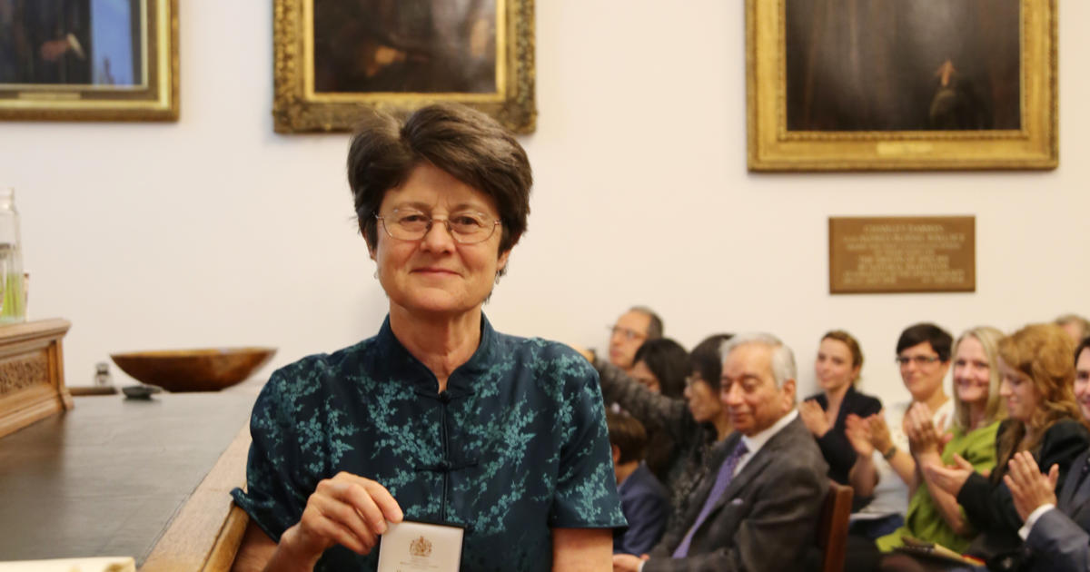 The Darwin-Wallace Medal | Medals, Awards, Prizes and Grants | The ...